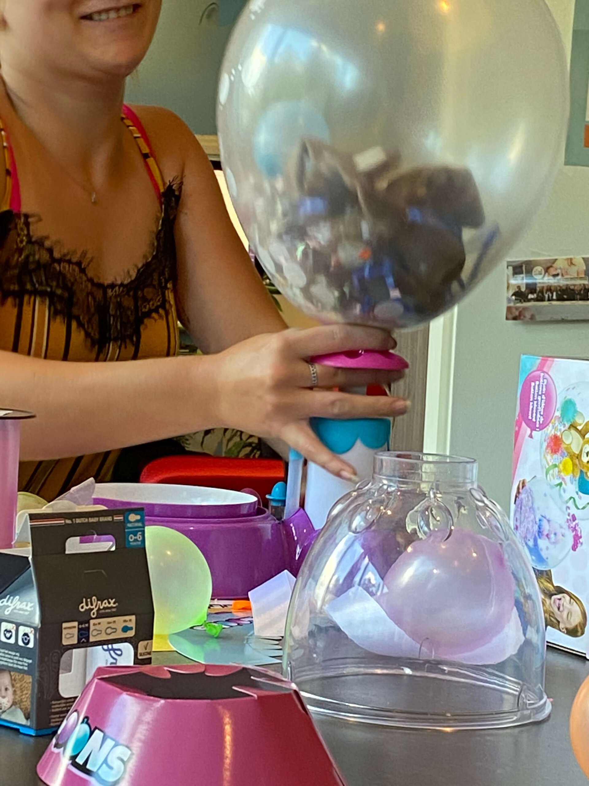 Maak de tofste gevulde ballonnen met de Stuff-A-Loons Maker Station!