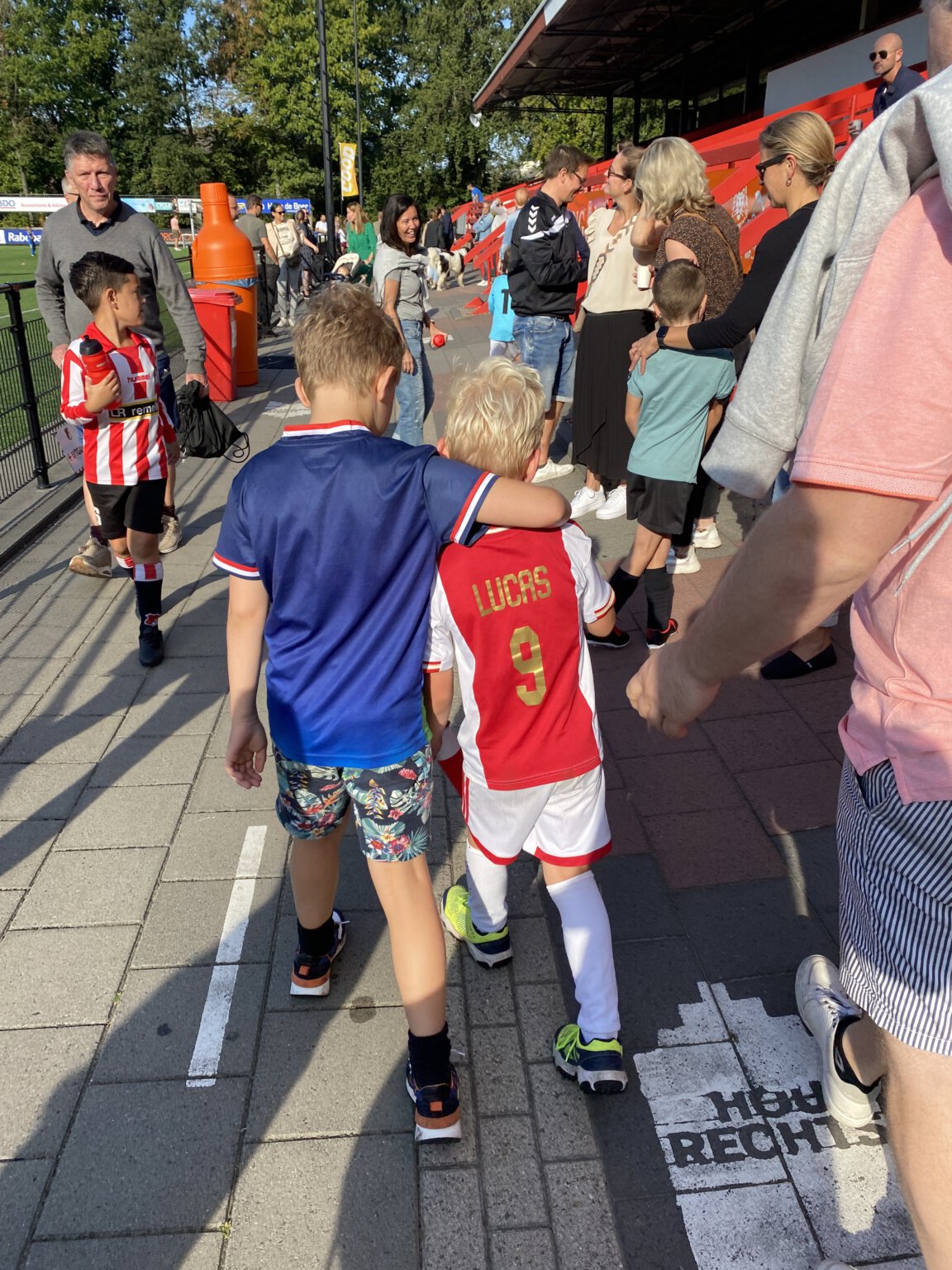 Groepsdruk, oftewel peer pressure bij tieners - Tips en tricks